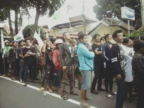 Anak Punk: Iman Bela Agama Kami Kuat,Kami Masih Lebih Mulia dari Nusron ...