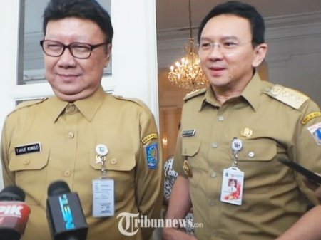 Ganjar dan Puluhan Kepala Deerah Deklarasi Dukung Jokowi, Mendagri ...