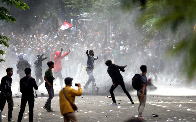 Pengamat: Ke Mana Demokrat-PKS-KAMI Pasca Demo, Kok Yang Muncul ...
