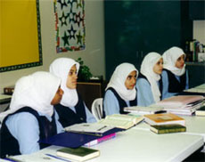 Siswi Kristen di Mesir Tak Keberatan Kenakan Jilbab - Eramuslim