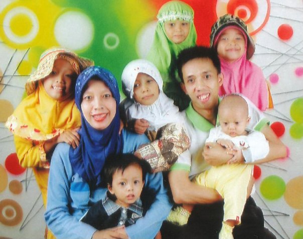 Keluarga Cheriatna, Profil Sukses Keluarga Sehat Lewat Bisnis - Eramuslim
